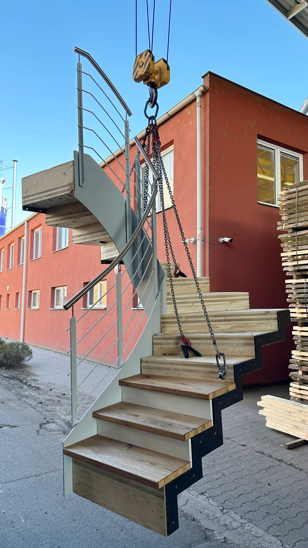 baustoffPARTNER: Von der Bau- zur Wohnraum-Treppe